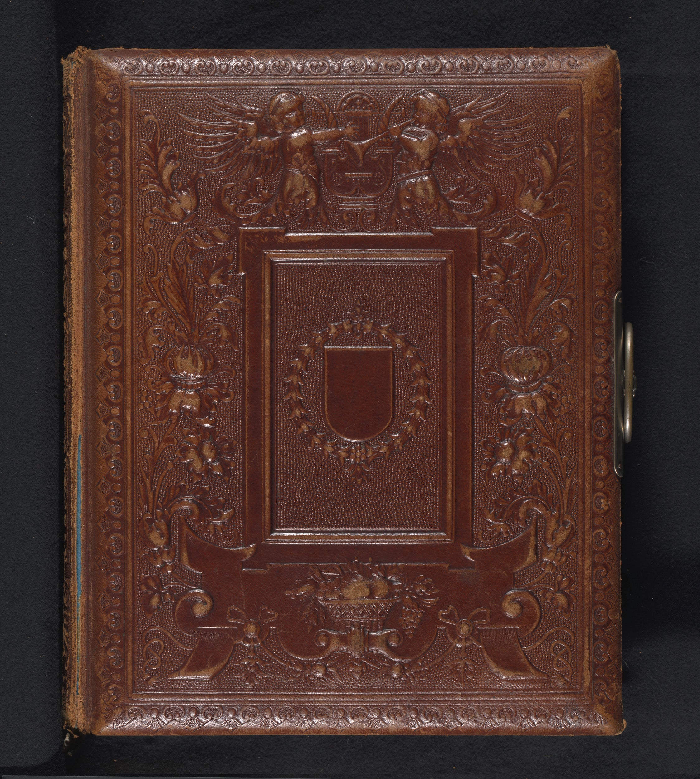 Photo album with 71 photos of known and unknow | CanvasPrints.com